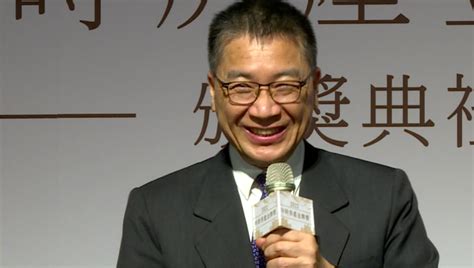 徐國勇讚房地產「護國群山」 挨轟討好建商