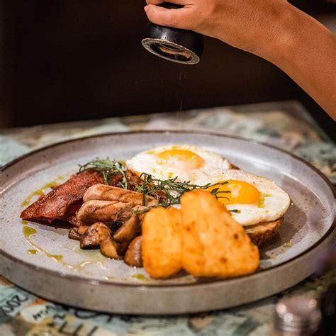 Revolver Bali The Underbelly Big Breakfast Bacon