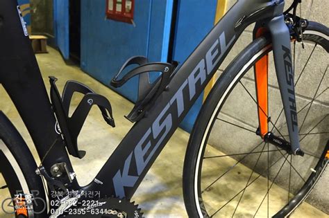 카본 로드자전거 캐스트럴 탈론 로드 울테그라 출고 일종의 트라이애슬론 하이브리드 타입이랄까요 에어로타입 드롭바 모델 네이버 블로그