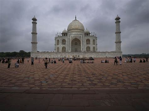 Swelling Yamuna Waters Reach Taj Mahal For First Time In 45 Years