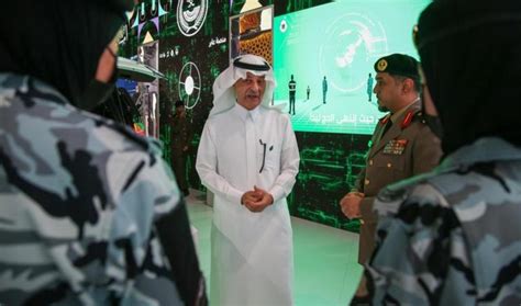 مستشار رئاسة أمن الدولة يزور جناح وزارة الداخلية في مؤتمر ومعرض خدمات