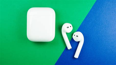 The Best Way To Clean Your Airpods