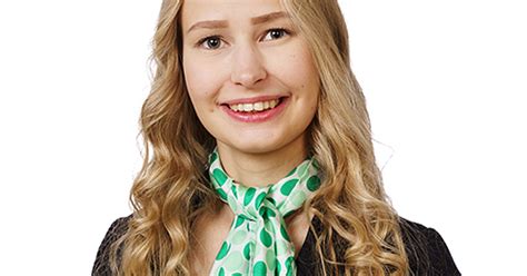 Tea Nurmi Rahoitusasiantuntija Omasp