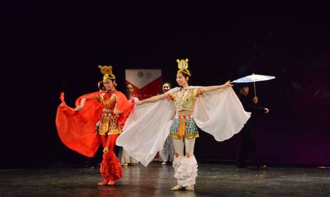 “华夏风•功夫情”武术巡演亮相德国慕尼黑 孔子学院工作处