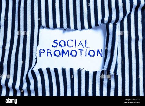 Writing Displaying Text Social Promotion Internet Concept Evaluate The