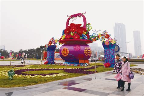 多样彩灯“扮靓”春节 日照要闻 日照新闻网 日照第一门户网站 日照新闻 日照日报 黄海晨刊