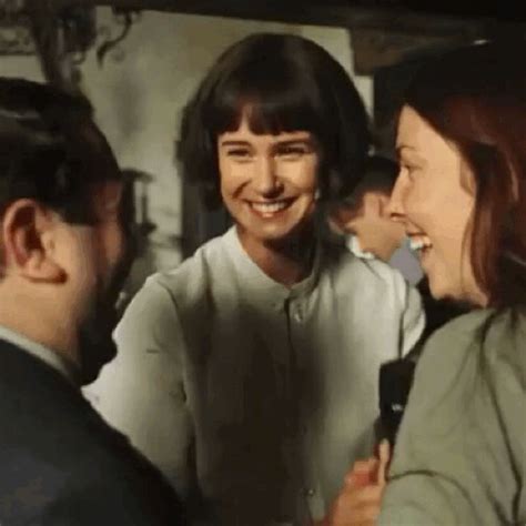 Dear Heart Its Me Katherine Waterston Behind The Scenes Of