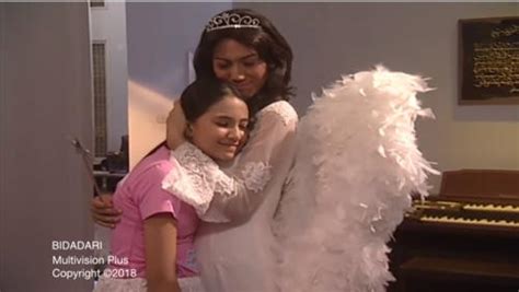 Bidadari Di Tahun 2000 An Begini Potret Marini Zumarnis Sekarang