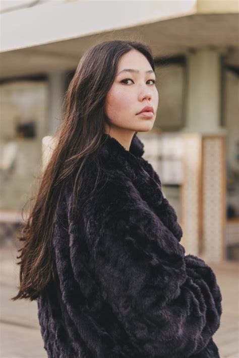 Portfolio Model Agency Sophia Alexander