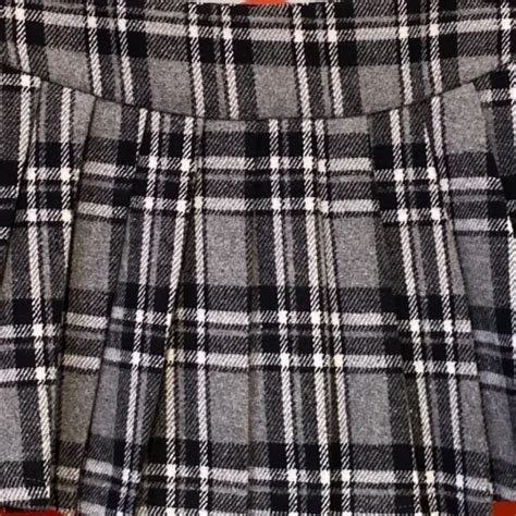 Pollera Tableada Escocesa Gris Verdadconsecuencia