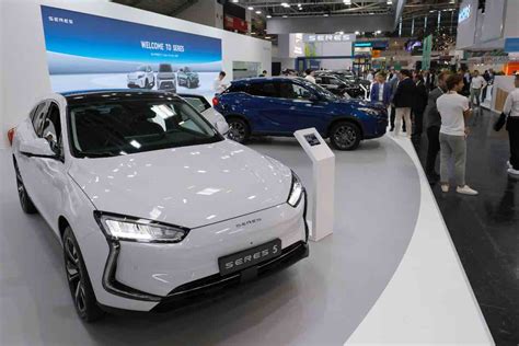 Il Colosso Cinese Invade Litalia Auto Di Qualità A Prezzi Irrisori