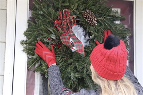 Decorate The Front Door With An Advent Wreath How To Make An Advent