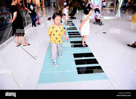 Shen Yang Feet