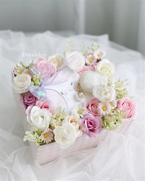 Flower T Box Dreamlux T