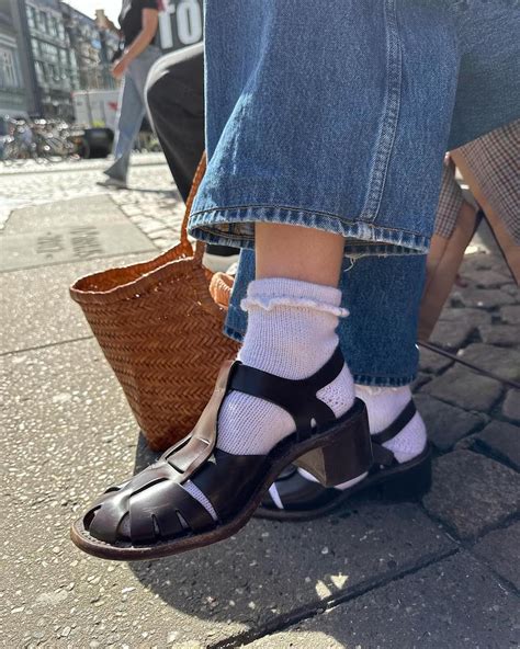 Ruffle Socks Petiteknit