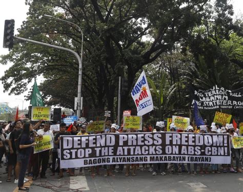 Philippines Largest Tv Network Shutters After Government Order