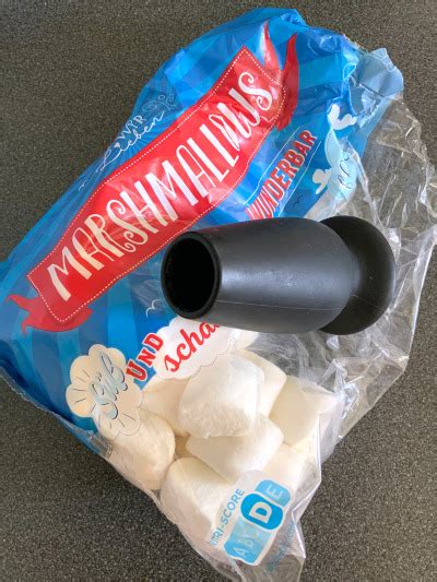 Basic Setup With 6 Marshmallows And A Hollow Plug Tumbex