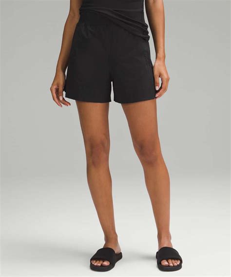 Lululemon Stretch Woven Relaxed Fit High Rise Short 4 Black Lulu