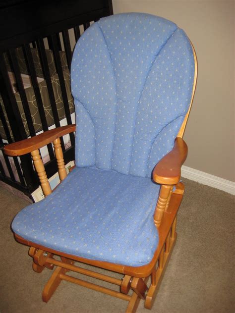 Laura Thoughts: Glider Chair