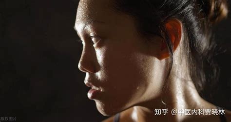 止汗神方四味药煮水，收敛气血，自汗盗汗，手足汗头汗都能治 知乎