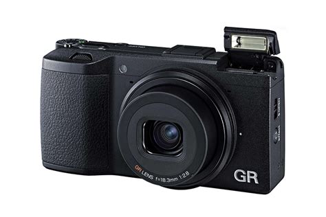 Компактная камера Ricoh GR купить в Фото Про Центр
