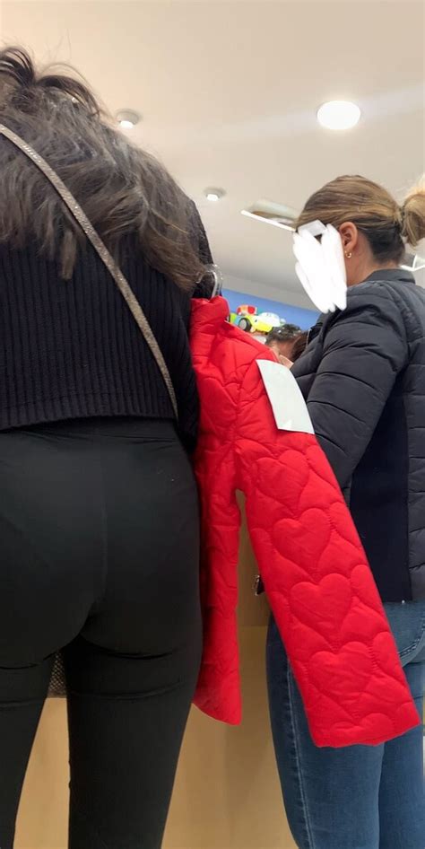 Girl With Cute Vpl Spandex Leggings And Yoga Pants Forum