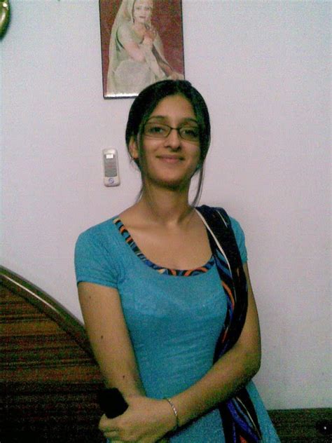 Girls Mobile Numbers Of Pakistan