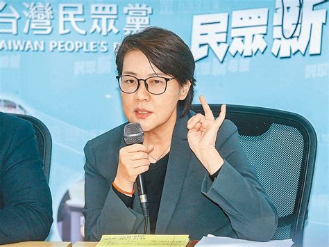 直播》侯喊重新檢視9民調！黃珊珊拒絕「今赴中選會領表」
