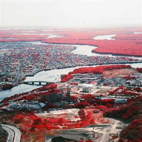 Orense Arquitectos Creates Closed Facade For Mocoli House In Ecuador