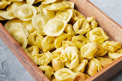 Ravioli Vs Tortellini Whats The Difference Between Them Airtasker Us