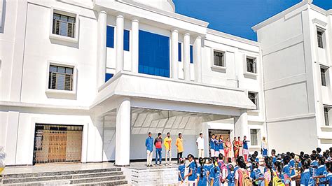 Kcr School Dubbaka సిద్ధమైన మూడేళ్లకు Kcr School Finally Opened In