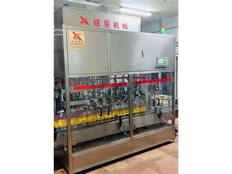 食用油中小包装通用型直线流量计灌装机