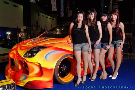 Car Picture Gallery Most Sexy Models On Cars Show Even