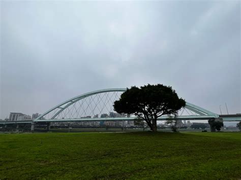 一週「2波鋒面」來襲！明起全台轉涼 下大雷雨時機曝 天氣速報 生活 Nownews今日新聞