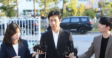 Td포토 마약 투약 혐의이선균 긴장한 발걸음