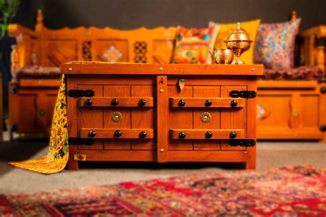 میز سنتی فروشگاه رابوچوب