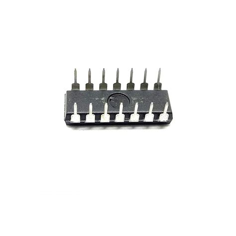 4Pcs CD4093BE 4093 IC Logic IC NAND Gate Schmitt Trigger CD4093 2 Input 6 8 MA 3 V To 18 V
