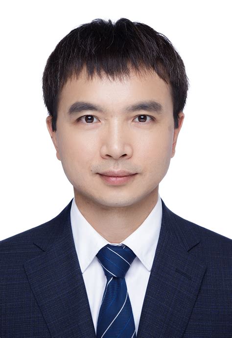 物理学院校友张远波获第二届科学探索奖 北京大学物理学院