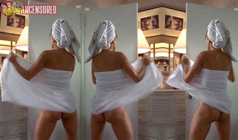 Demi Moore Nuda ~30 Anni In Striptease