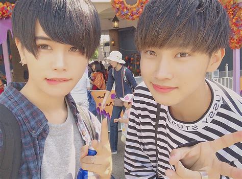 ゆうぴーまん On Twitter せなみと久々に遊んだみ👨🏻‍🎨 ひらパー初めて行ったけど アトラクションの雑さが逆に スリルあってクソ