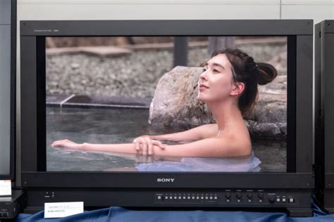 Sony trưng bày màn hình microLED 2K giá 7 tỷ đồng màn hình LCD 4K giá