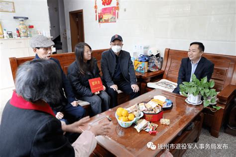 东乡区：开展“全覆盖”大走访 情暖军人军属工作慰问身体