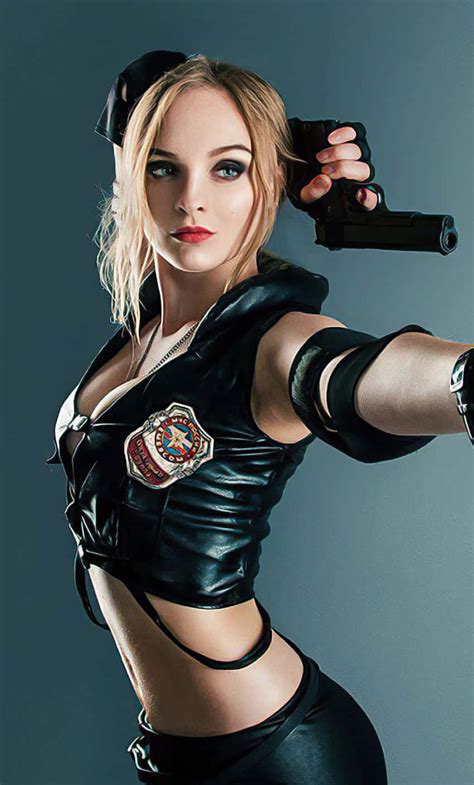 Download Stunning Mortal Kombat Cosplayers Showcase Their Fight Ready