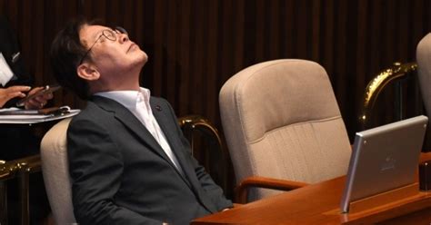 이재명 한덕수 대한민국 헌법 1조 1항도 답 못 해