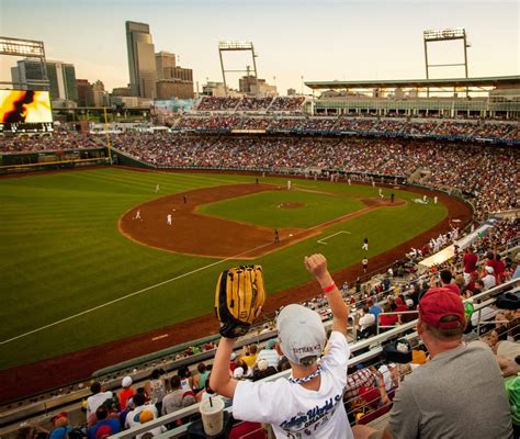2025 Ncaa Baseball College World Series Game 9 At Charles Schwab