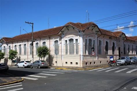 Secretaria de Educação de Porto Ferreira está temporariamente sem
