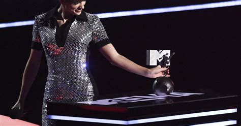 Taylor Swift brilló en los MTV Europe Music Awards