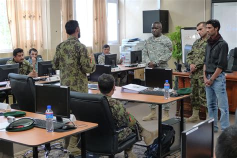 Isaf Senior Enlisted Visits Afghan Sergeant Major Academy Article