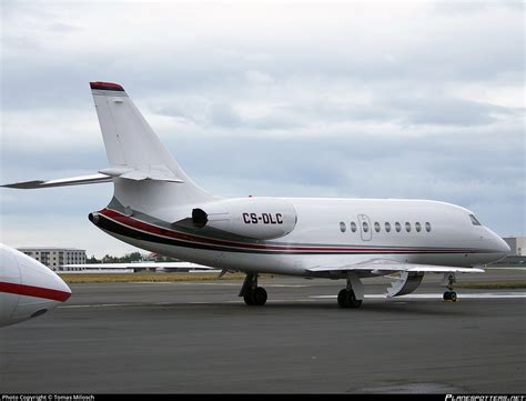 CS DLC NetJets Europe Dassault Falcon 2000EX Photo By Tomas Milosch