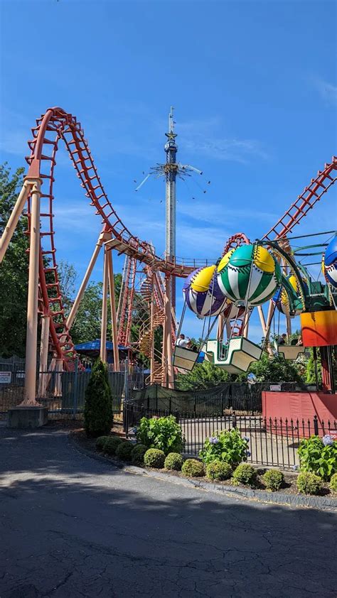 Six Flags New England The Thrill Capital Of New England
